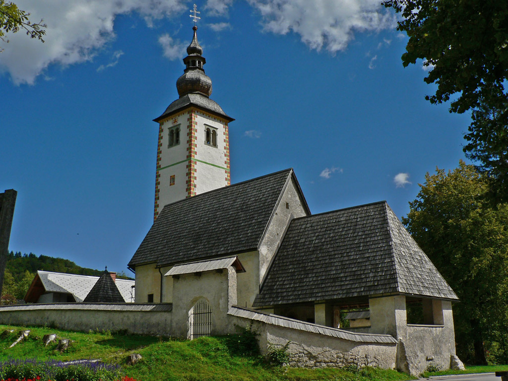 Cerkev sv. Janeza Krstnika - Bohinj - uradna stran destinacije - TNP ...